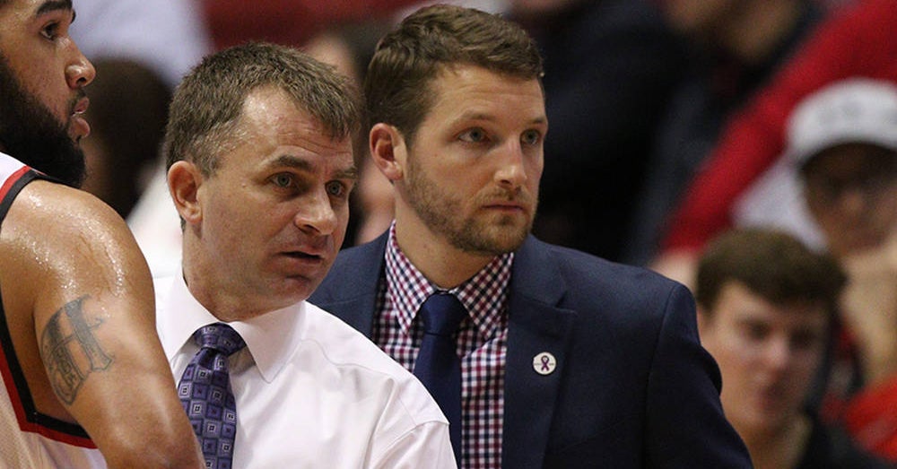 Arizona hires Danny Peters as assistant coach