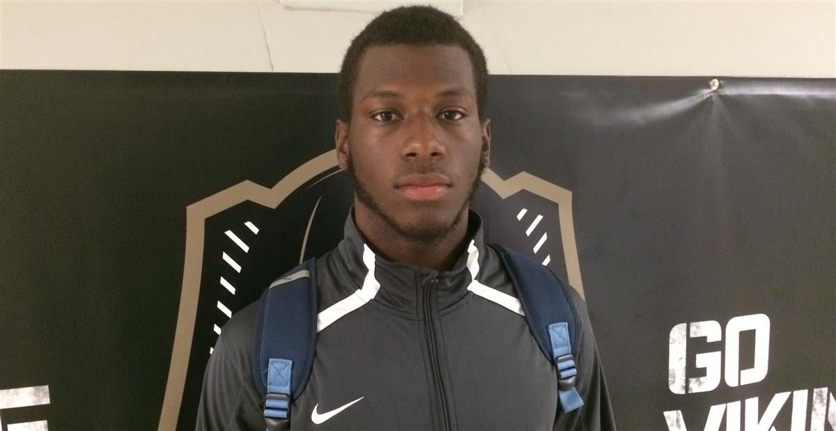 Aaron Duncan Profile Photos