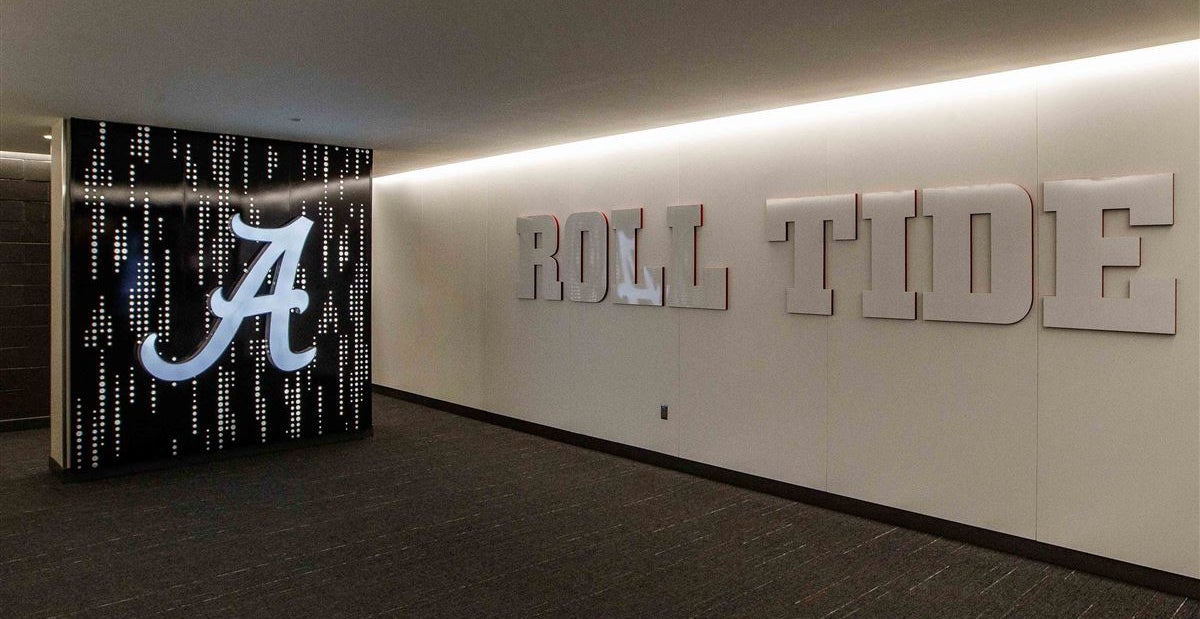 Photos: Tour Alabama's new locker room, tunnel at Bryant-Denny