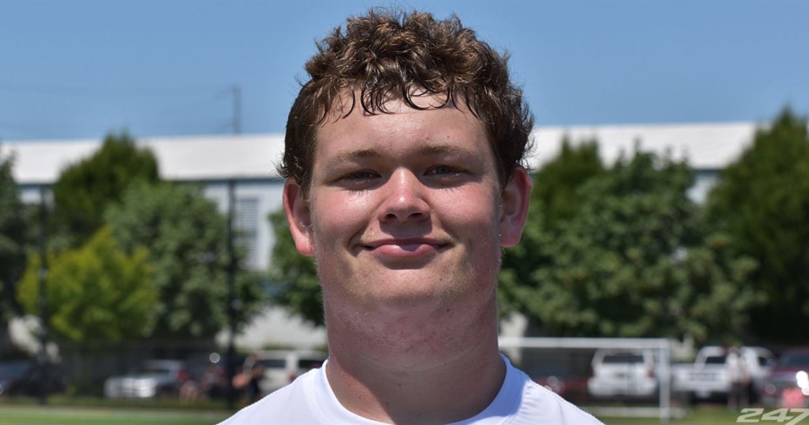 Washington 2022 OL Keith Olson has Pac-12 dream school