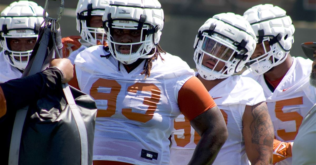 Practice Report: Deep, talented Texas defensive line shows no signs of ...