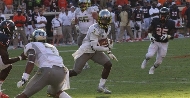 Counting down Oregon's Football Players: No. 17 Dior Mathis