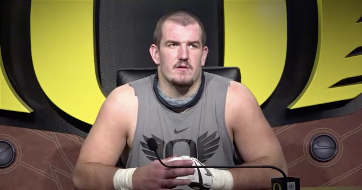 Watch: Oregon center Alex Forsyth talks ahead of Cal