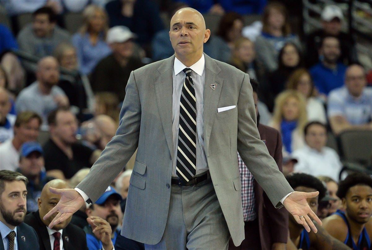 DePaul Wraps Up Foreign Tour