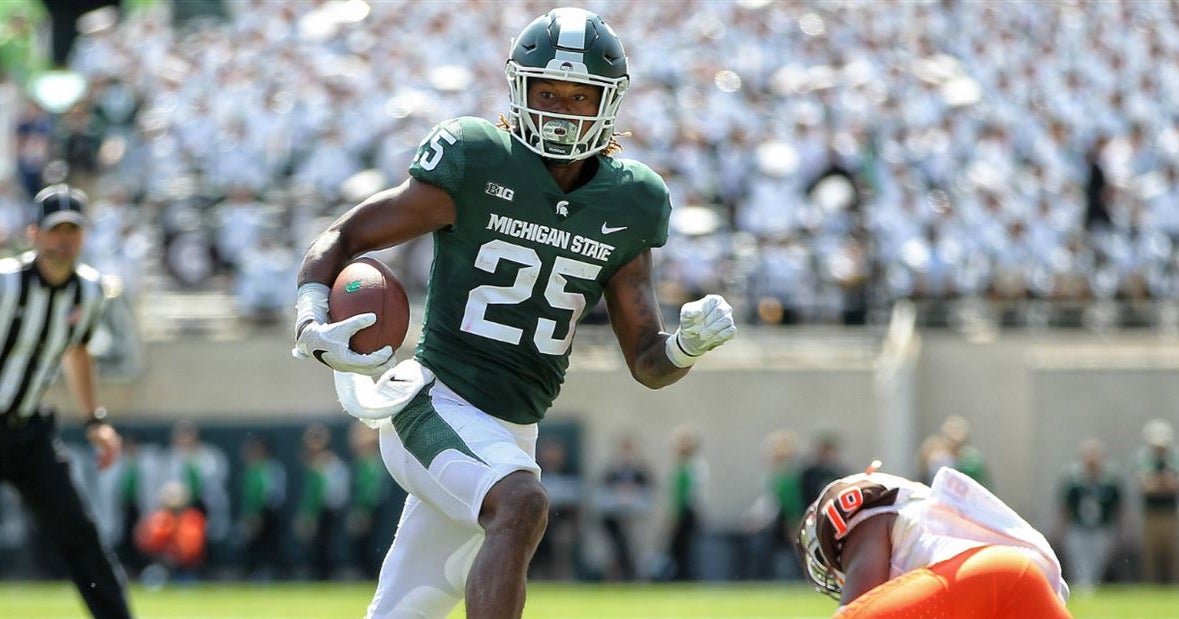 Stewart, Davis impress in 'coming out party' for MSU receivers