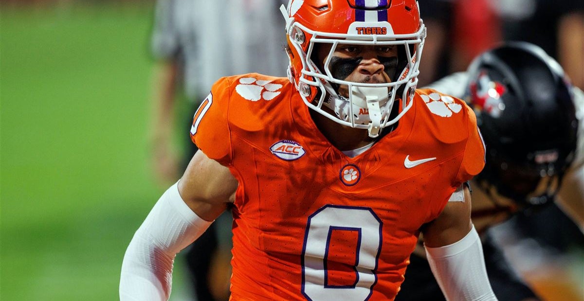 Projecting college football's top 10 wide receivers for 2025 season