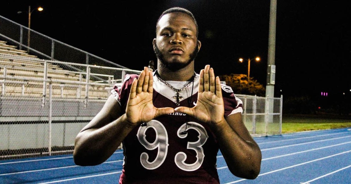 Breaking: '19 DT Daxon Commits to Miami