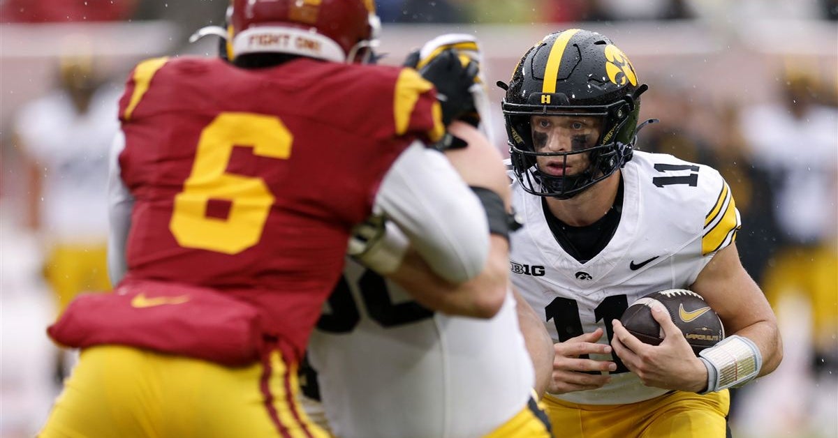 Four Downs: USC 26, Iowa 21
