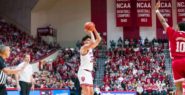 Trey Galloway posts career night as Hoosiers beat Huskers, 81-65