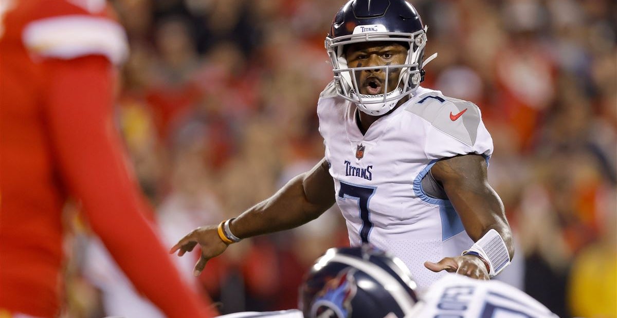 Packers settle backup QB battle by trading for Titans' Malik Willis