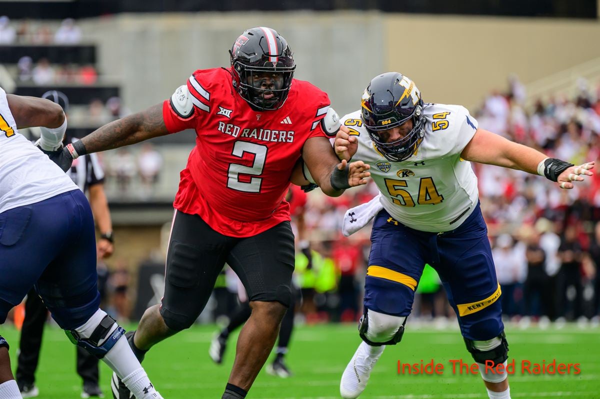 Photo Gallery: The Red Raiders Thrash the Golden Flashes 62-14