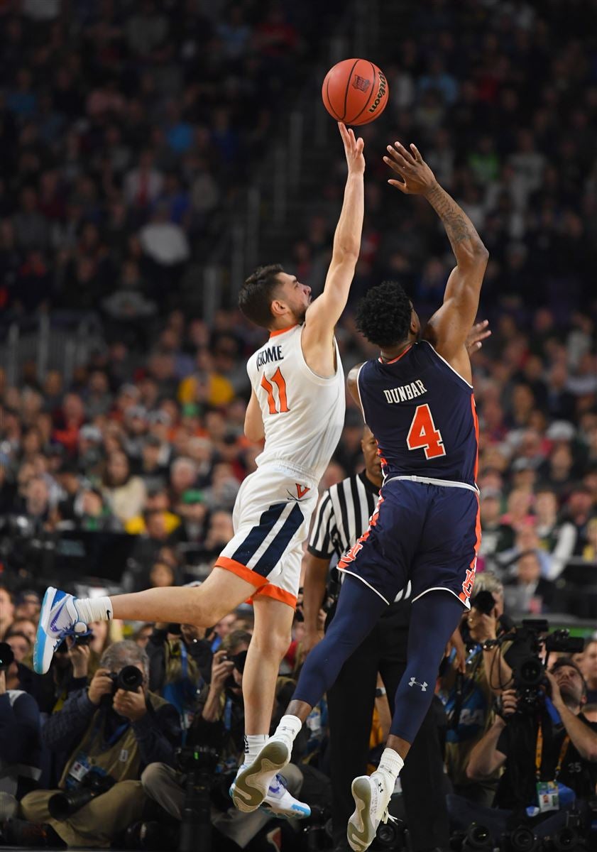 Scenes from Minneapolis: Auburn vs. Virginia