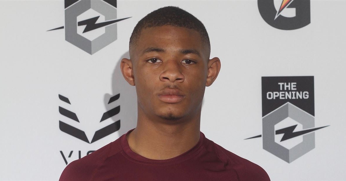 2023 juco receiver Jacoby Bellazar talks future official visits, favorites