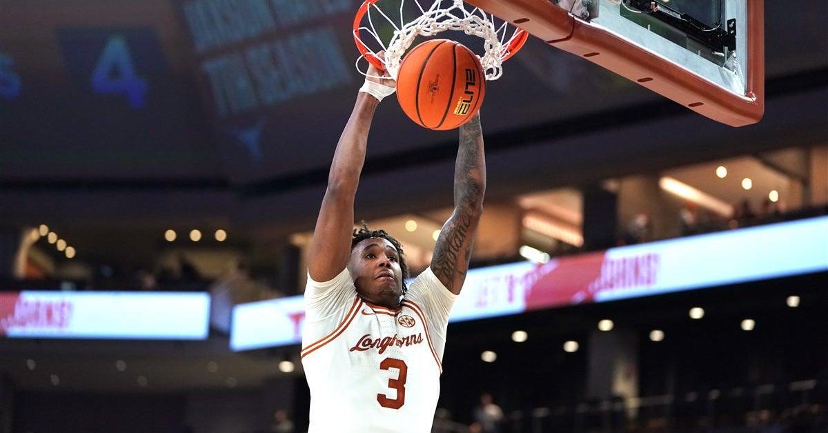 Behind a season-high 26 points from Dailyn Swain, Texas basketball ...