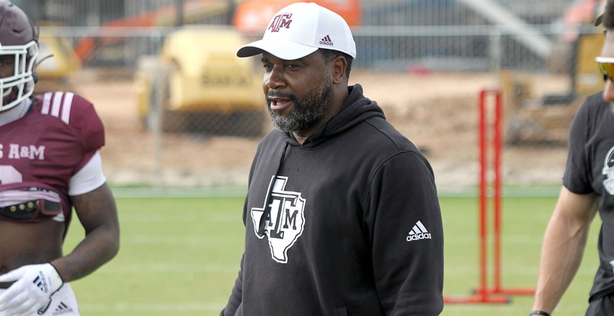 South Carolina reportedly to hire running backs coach Marquel Blackwell