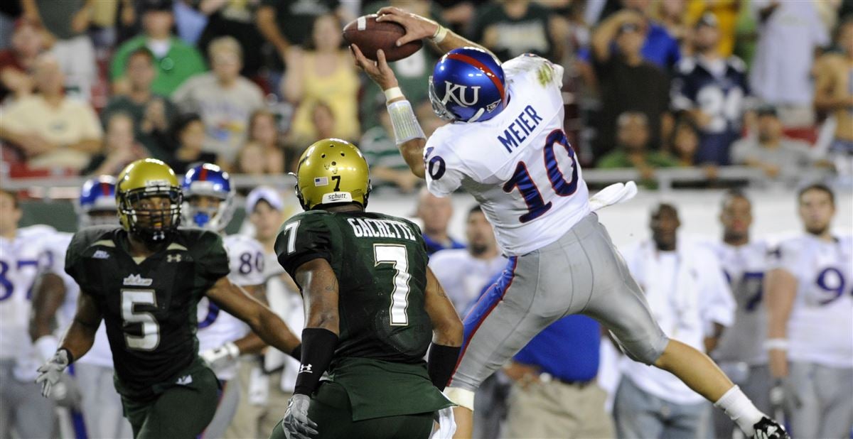 Kerry Meier embraced position change in midst of 12-1 KU season