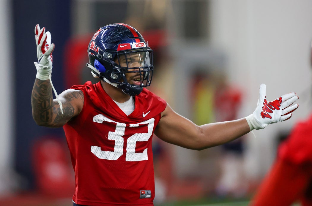 Photos: More sights and scenes from Ole Miss' first practice of spring