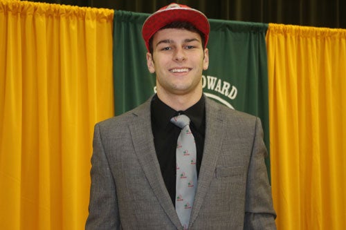 Alex Stump has black stripe removed