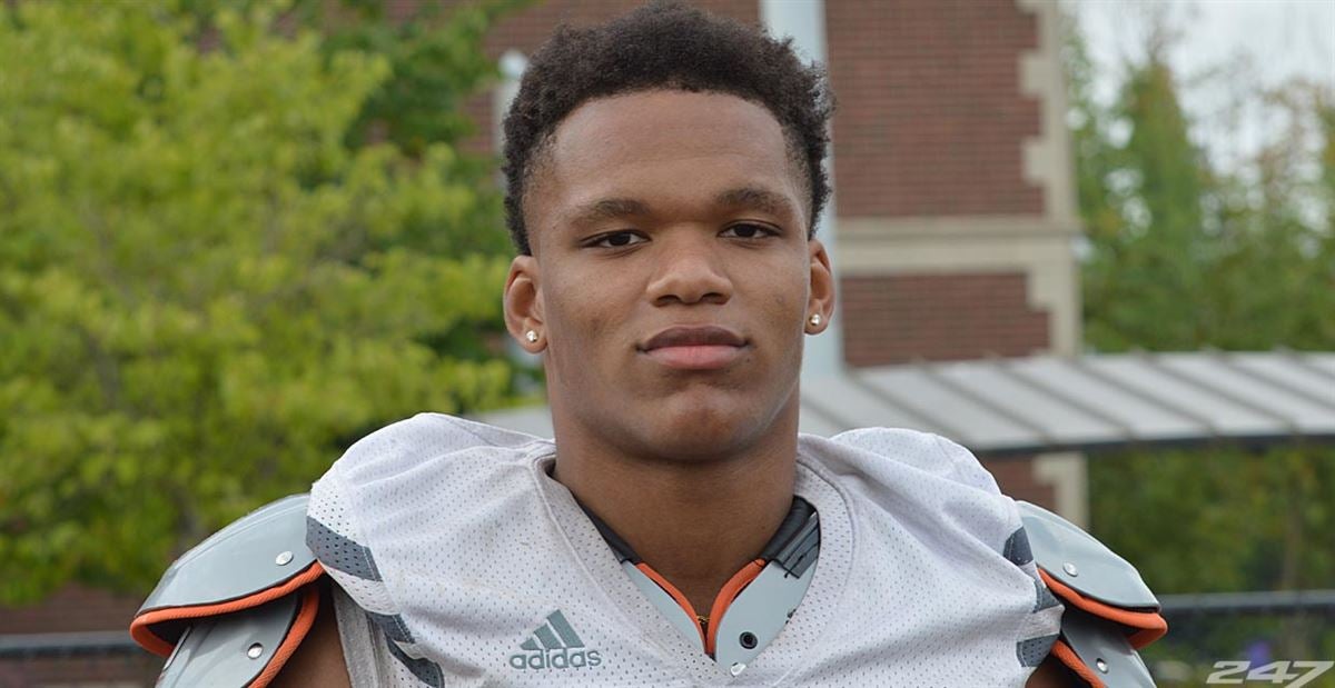 Five-star 2020 OLB Sav'ell Smalls will narrow list after fall