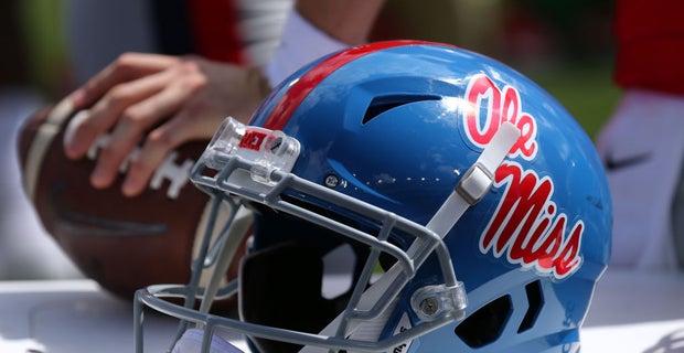 Reserve tight end Damarcus Thomas enters NCAA transfer portal