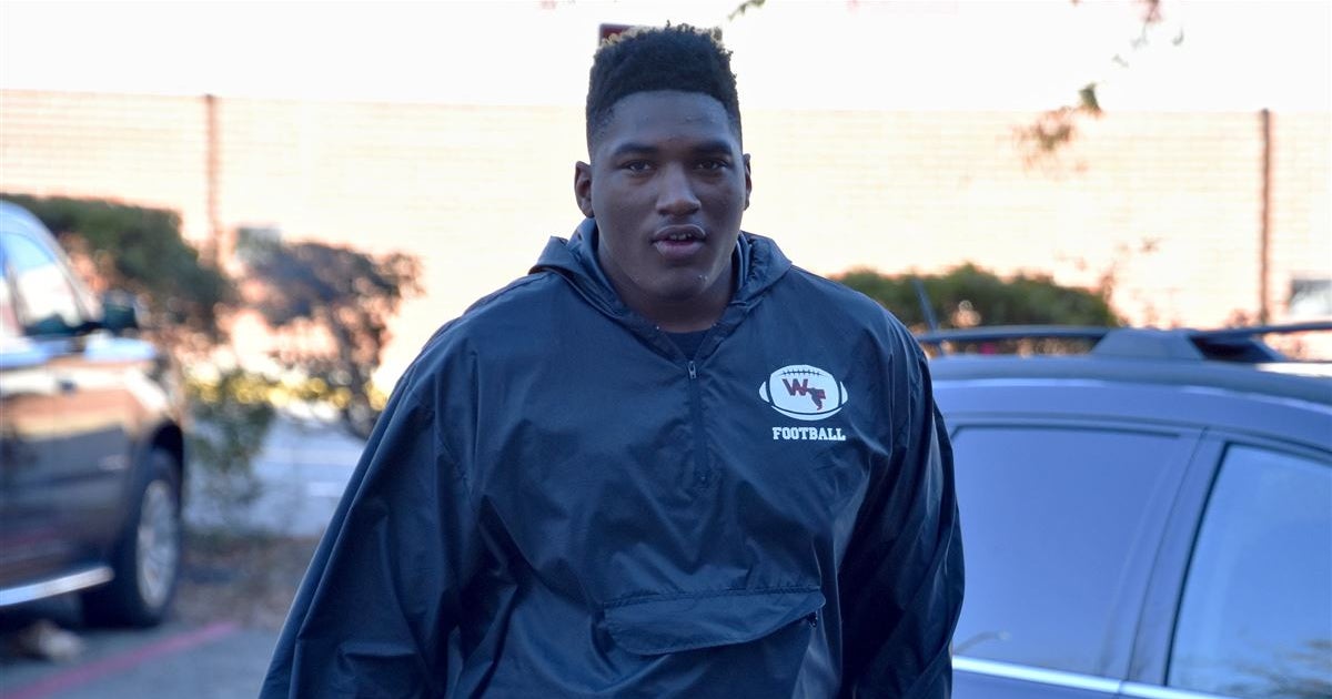 Offensive tackle Darius Washington at FSU for official visit