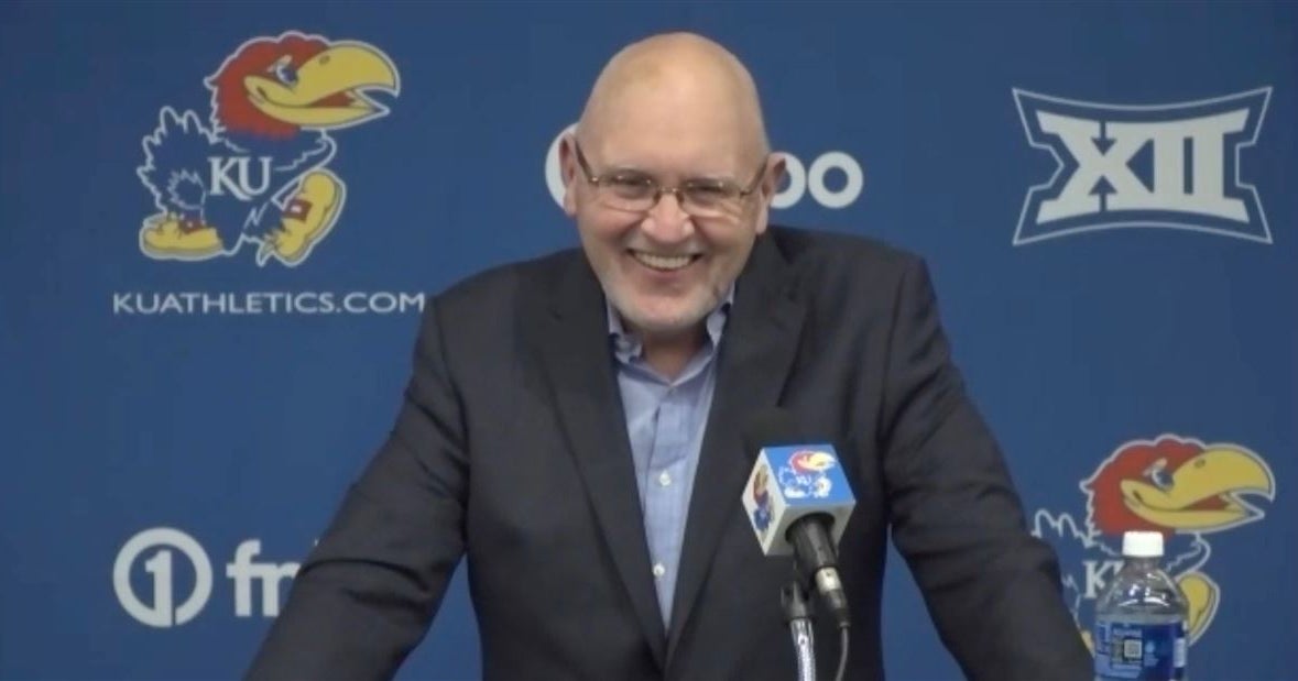 Amauri Pesek-Hickson: New Kansas OC Mike DeBord 'a genius'