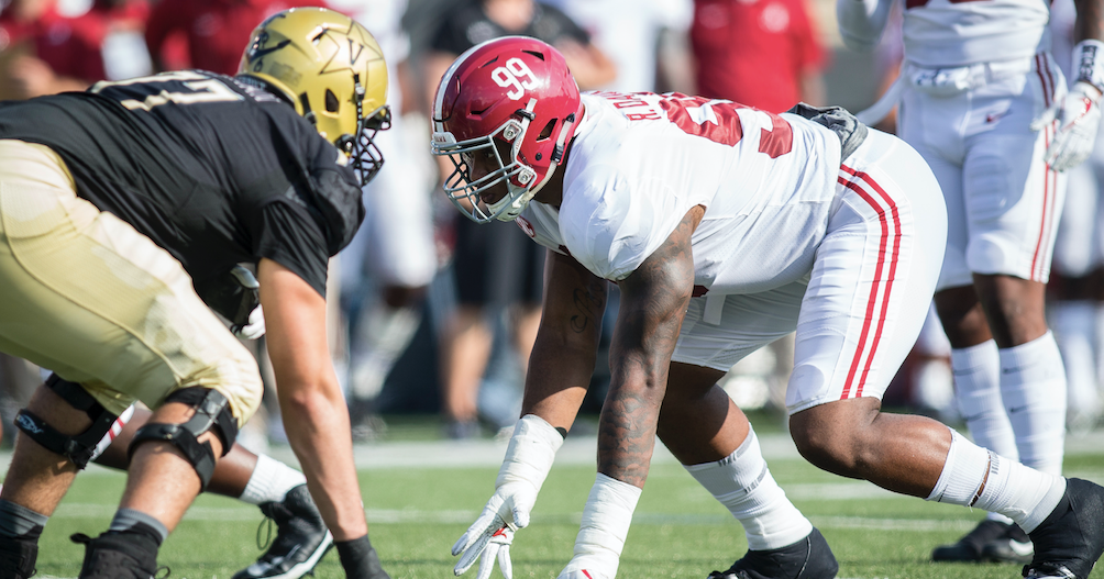 Raekwon Davis leading the charge into the backfield for Alabama