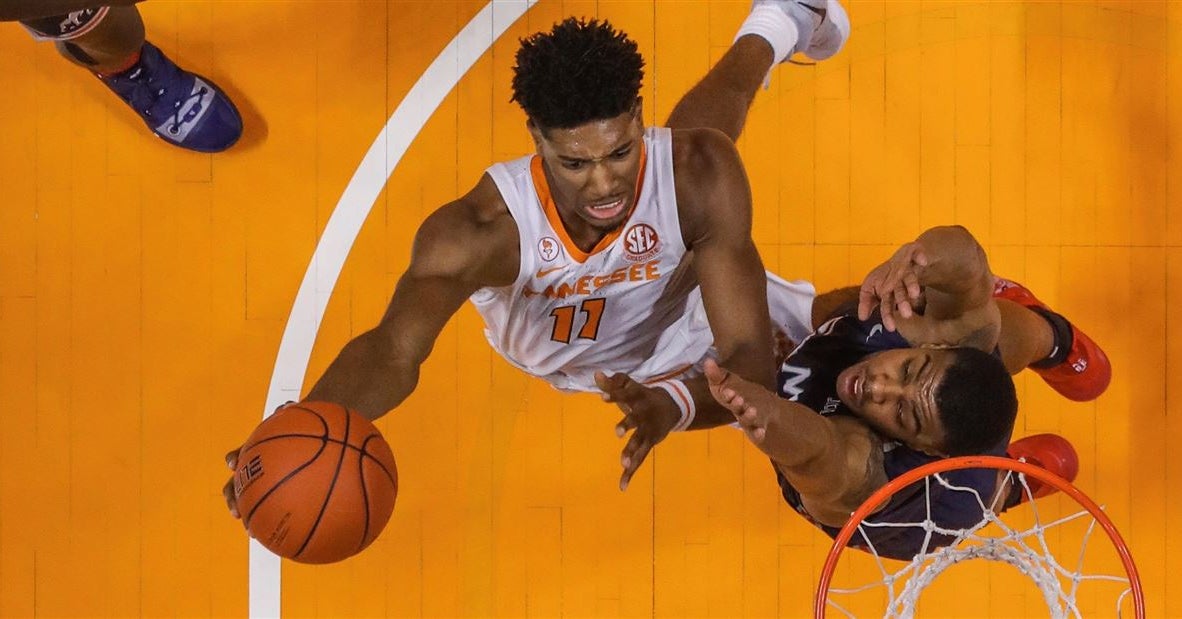 Rucker: Vols' Kyle Alexander finally showing aggressiveness