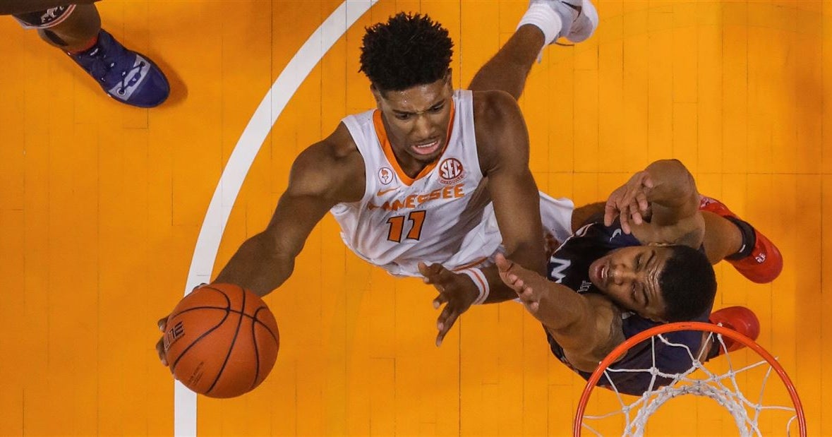 Rucker: Vols' Kyle Alexander finally showing aggressiveness