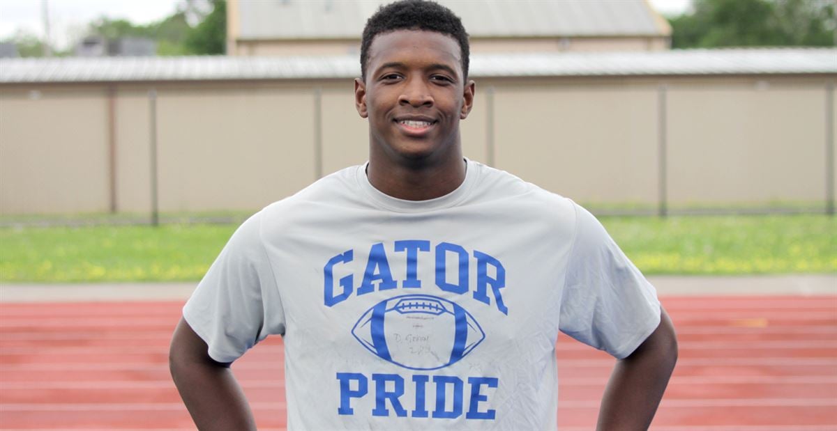 WATCH: A&M pledge Donovan Green delivers well-rounded performance ...