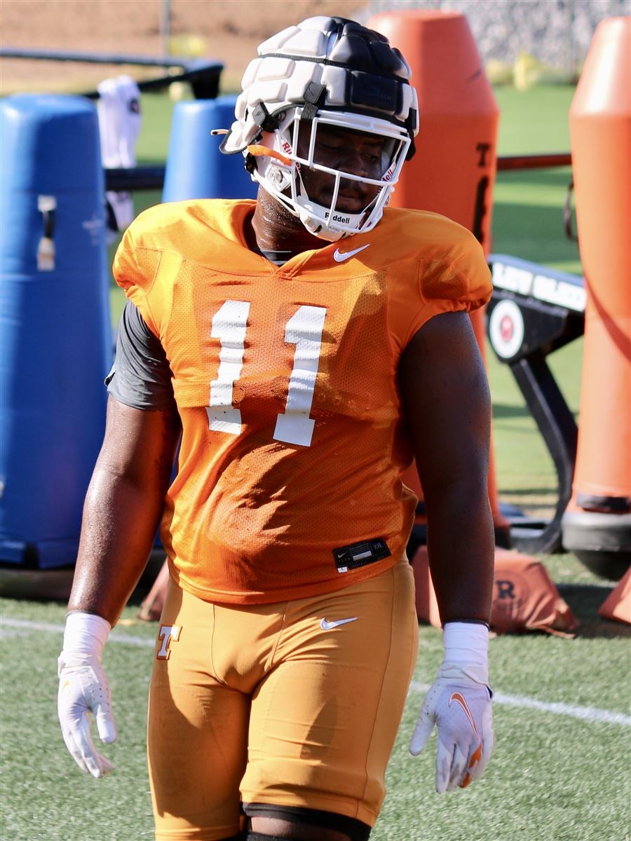 LaTrell Bumphus working to make third senior season at Tennessee the charm