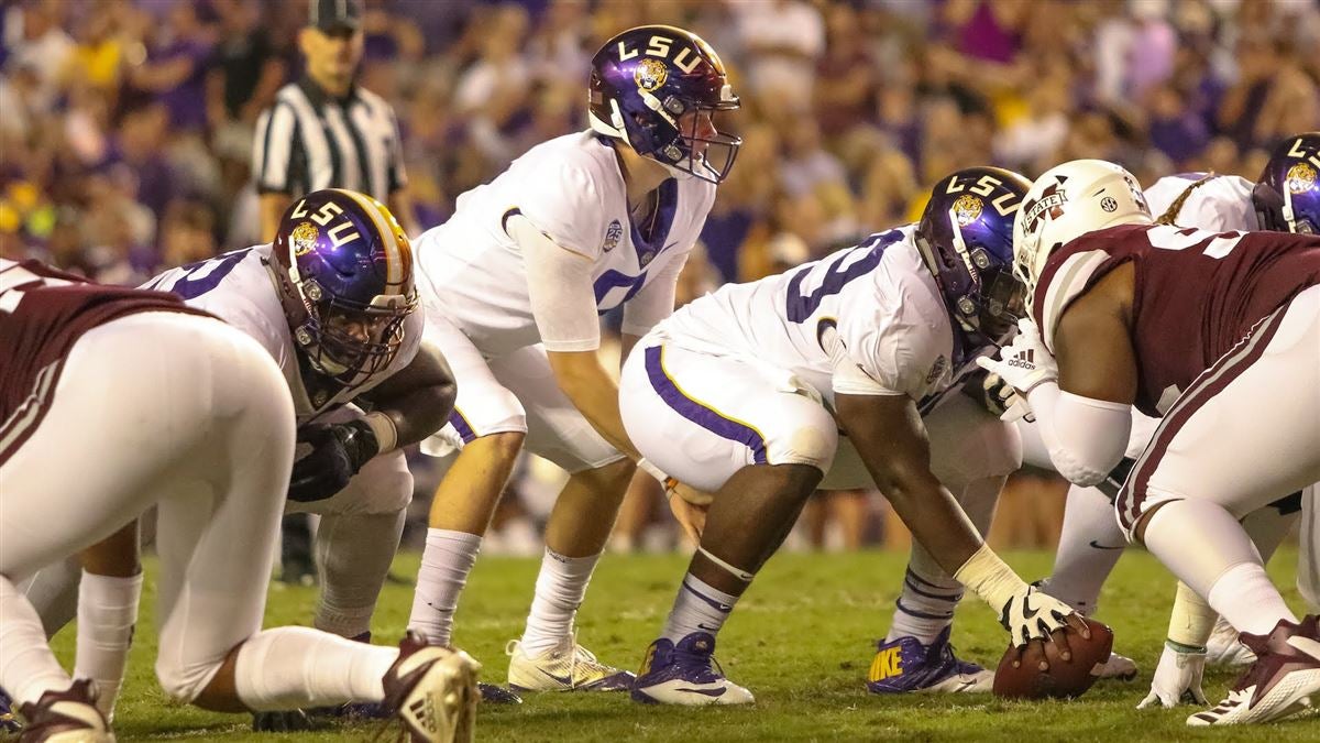 LSU stays at No. 4 in new Coaches Poll