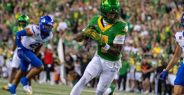 Photos from Oregon's narrow victory over Boise State