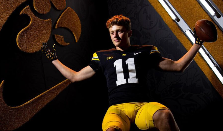 COMMIT: Iowa lands in-state athlete/linebacker Graham Eben