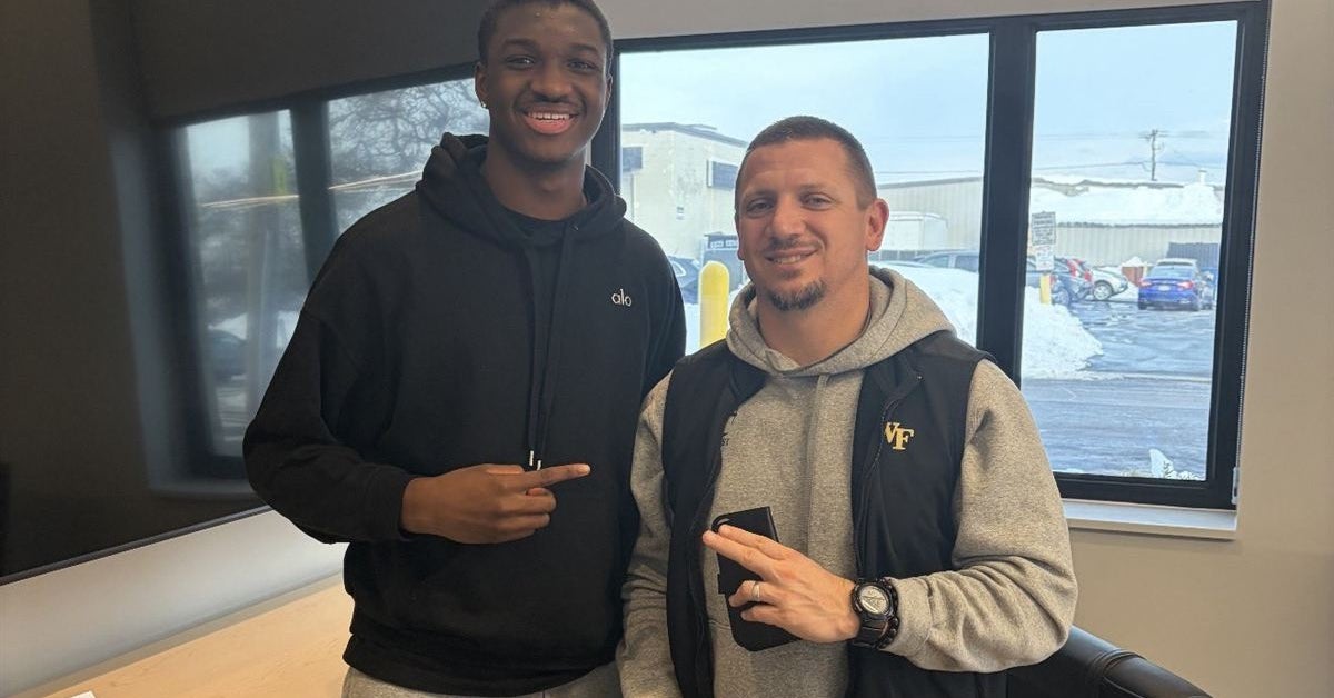 Rutgers football among the latest to offer fast-rising defensive end ...
