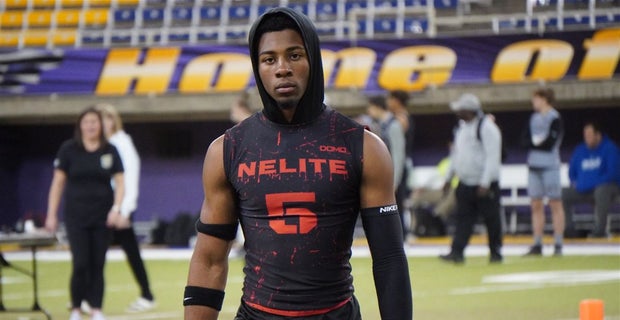 Ole Miss gets in the game for Top247 wide receiver Dae'vonn Hall