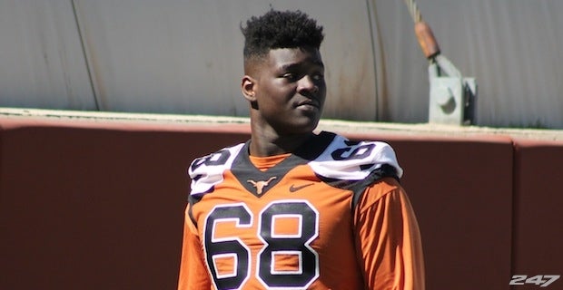 Former Texas OL Desmond Harrison signs with new team