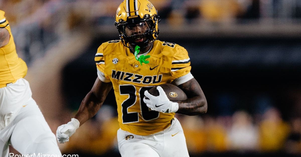 Missouri running back Jamal Roberts will return in 2026