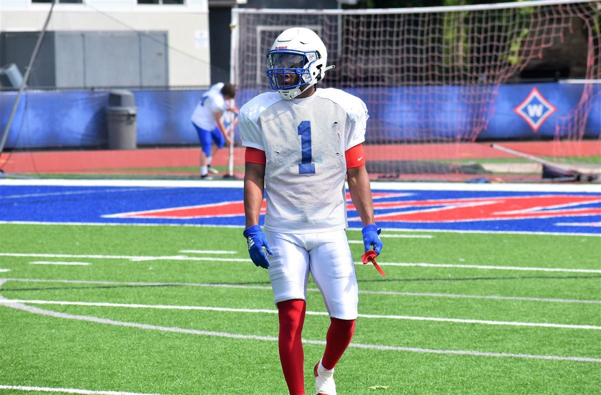 Louisville offers Memphis commit; could make a visit in June