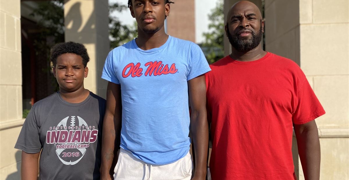 All quiet on Taylor Groves' recruiting front as his Ole Miss commitment ...