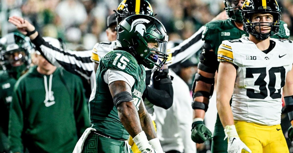 Michigan State offensive snap counts, PFF grades from Saturday's win over Iowa