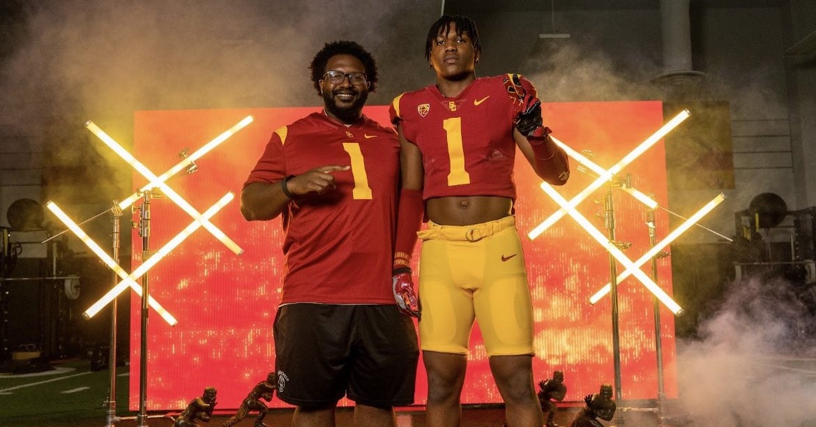 DMV EDGE Obinna Onwuka gets first USC experience