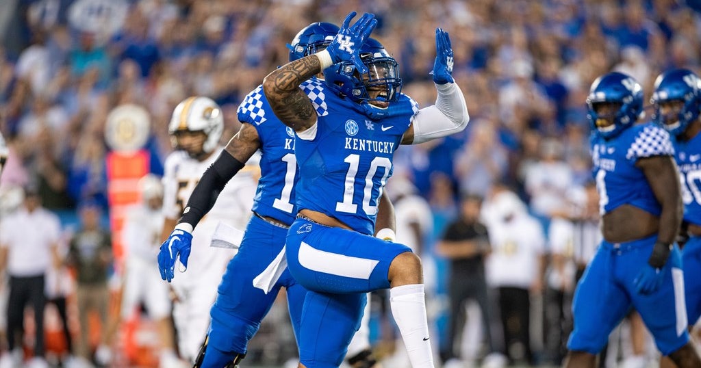 Jacquez Jones calls Kentucky Football 'Transfer U'