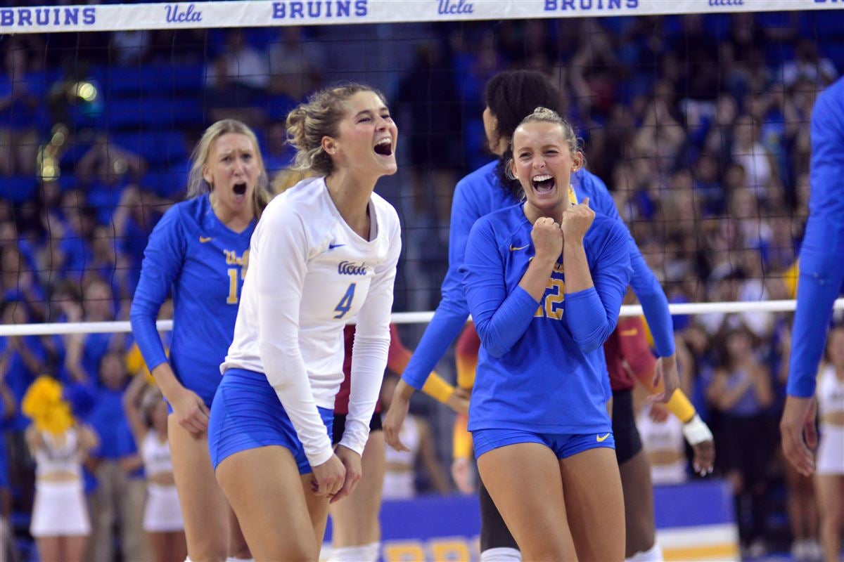 Photos: Women's Volleyball drops conference opener to USC 3-1