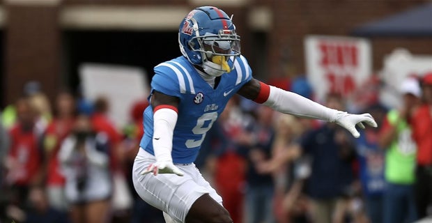 High-end 2025 NFL CB prospect Trey Amos opts in for Gator Bowl