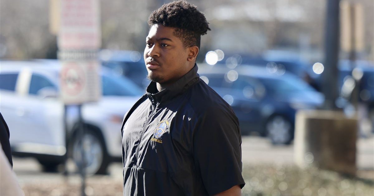 Buckeye O-line offer updates his Ohio State recruitment