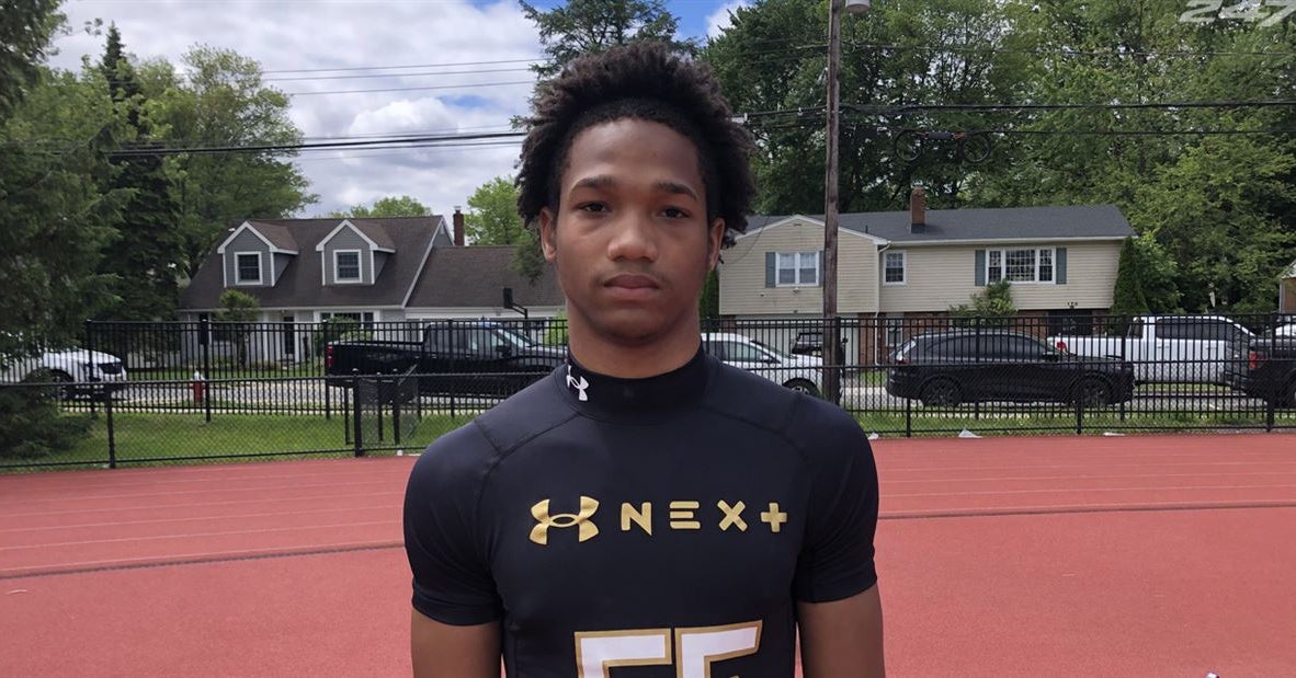 As other programs reach out, Rutgers edge rusher commit Wydeek Collier ...