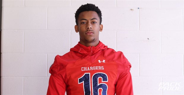 A look at which prospects have locked in official visits to South Carolina