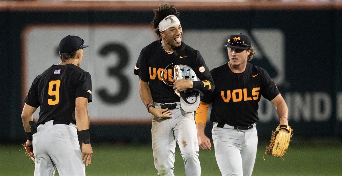 Diamond Vols Podcast: Vols win 14-inning NCAA thriller at Clemson