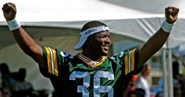 LeRoy Butler does 'Lambeau Leap' at his wedding